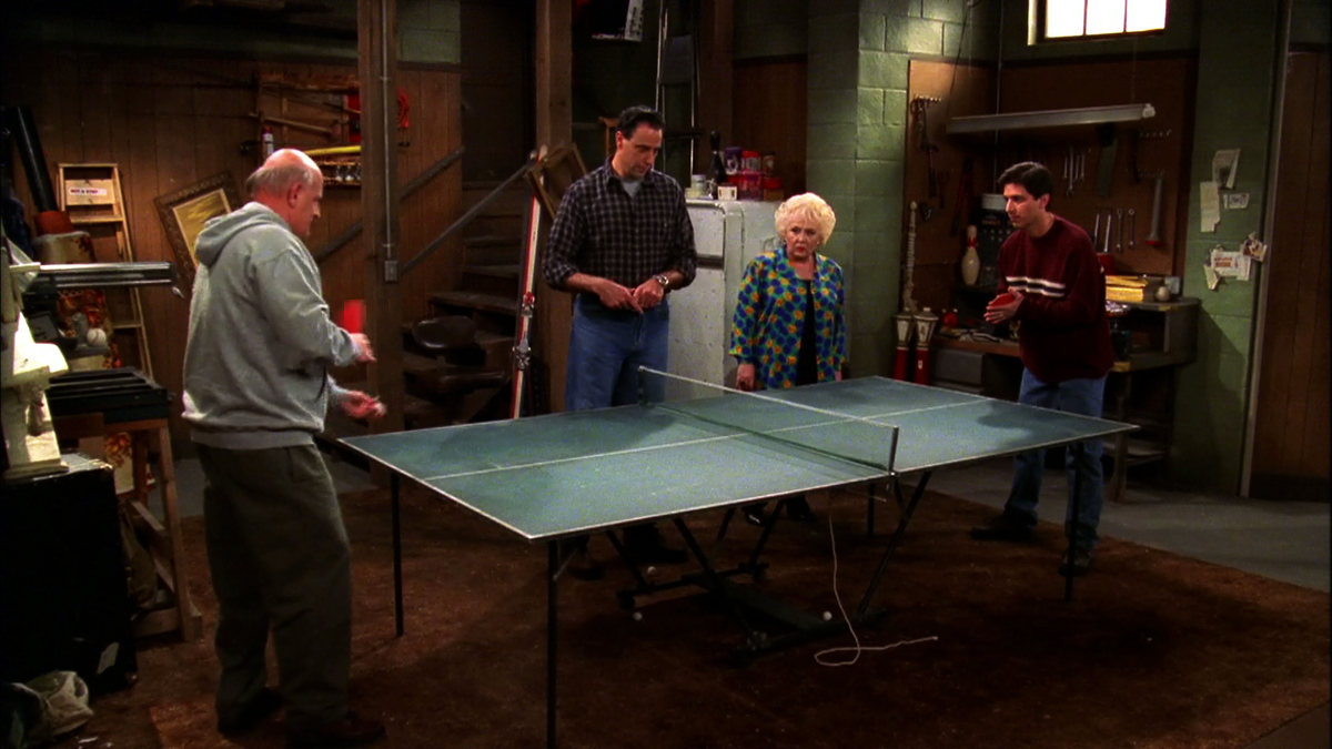Watch Everybody Loves Raymond Season 3 Episode 13: Everybody Loves ...