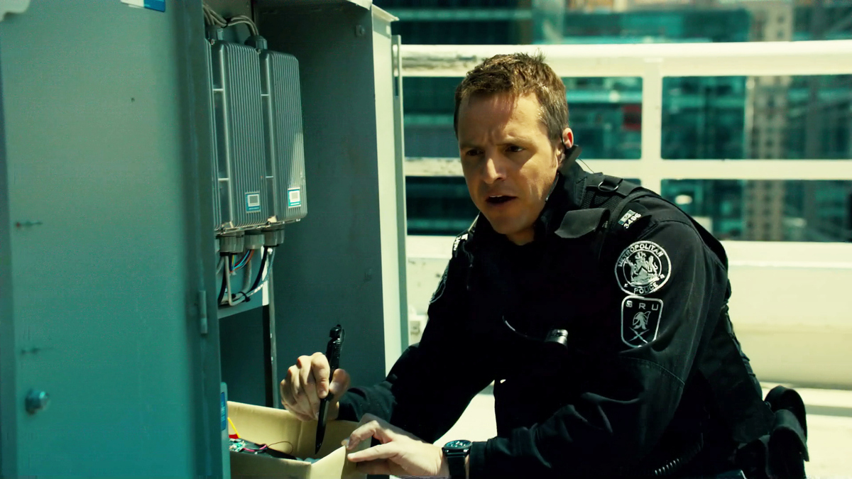 Watch Flashpoint Season 5 Episode 13: Keep The Peace (Part 2) - Full ...