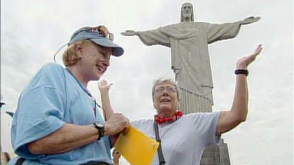 Watch The Amazing Race Season 2 Episode 1: The Amazing Race - The World ...