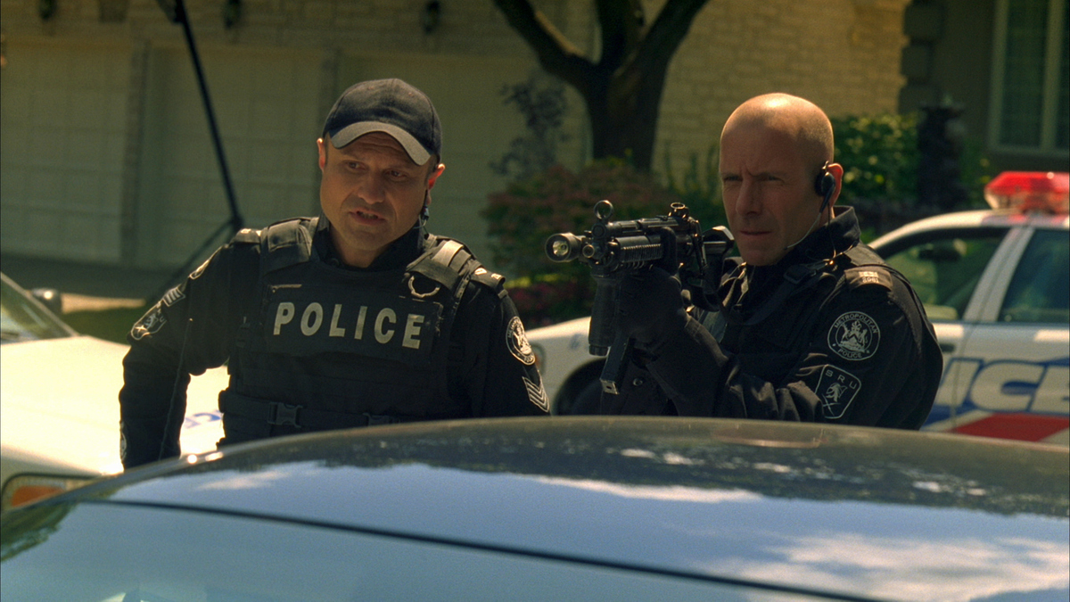 Watch Flashpoint Season 3 Episode 9: Flashpoint - The Good Citizen ...