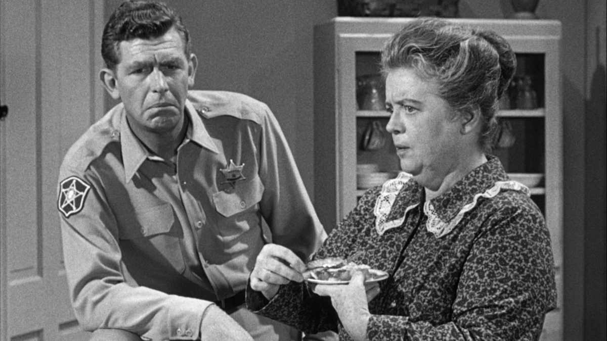 Watch The Andy Griffith Show Season 2 Episode 1: Andy Griffith - Opie and the Bully – Full show ...