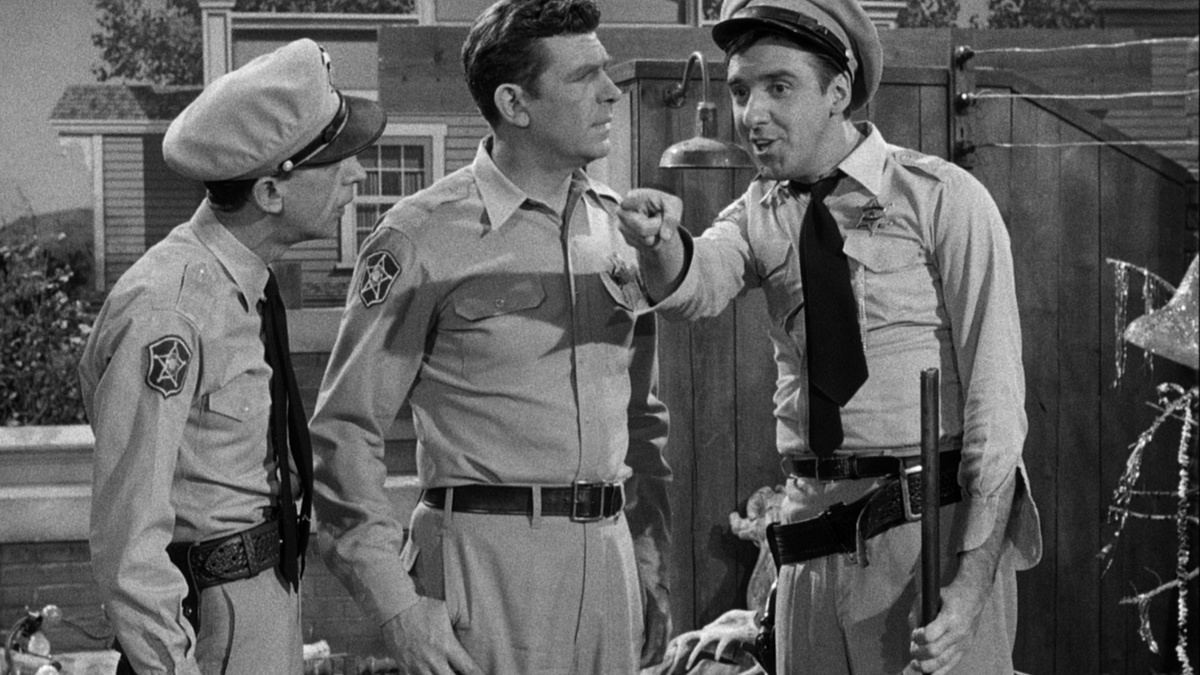 Watch The Andy Griffith Show Season 3 Episode 32: Andy Griffith - The ...