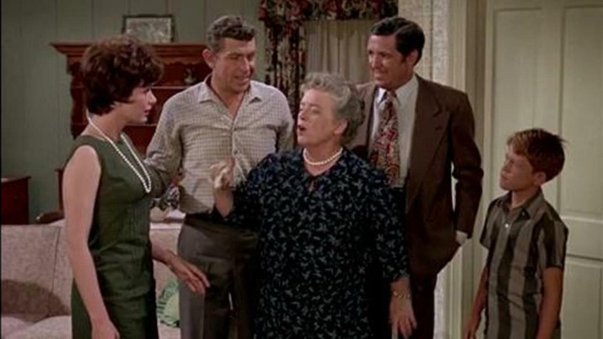 Watch The Andy Griffith Show Season 6 Episode 10: Andy Griffith - Aunt ...