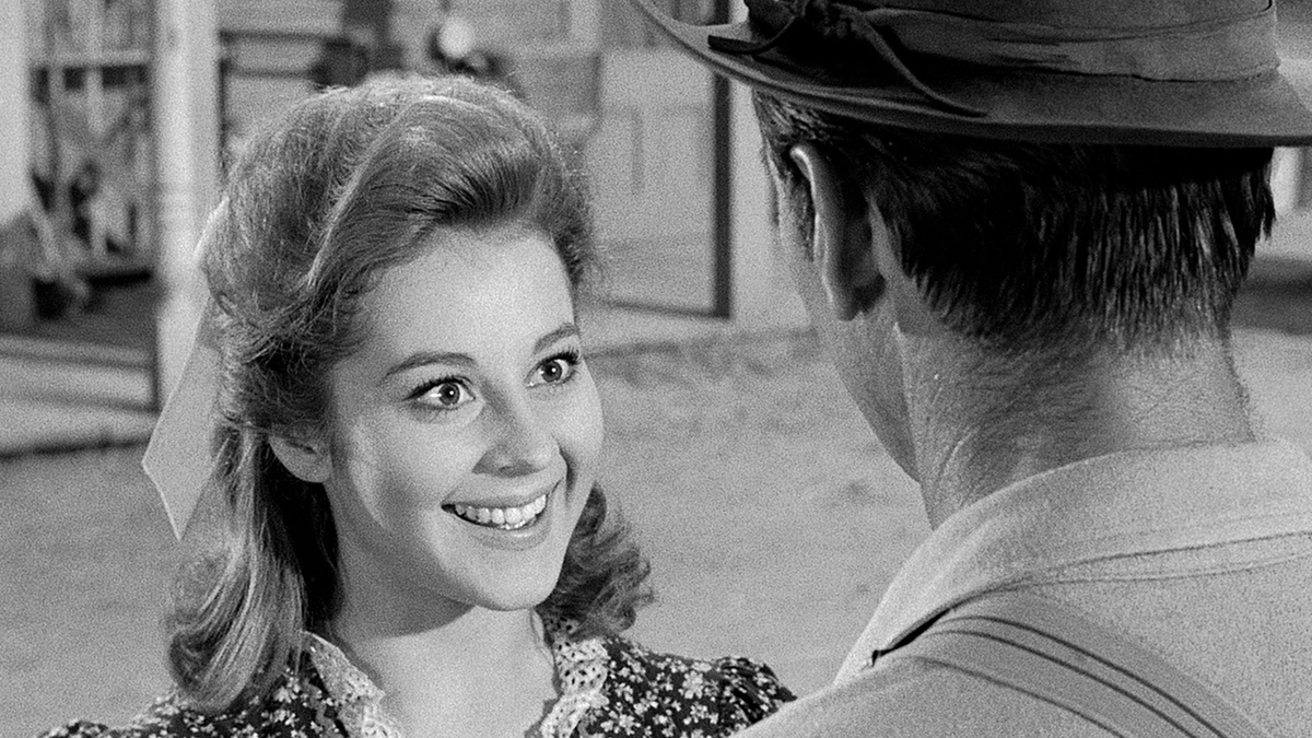 Watch Gunsmoke Season 8 Episode 2: Root Down - Full show on Paramount Plus