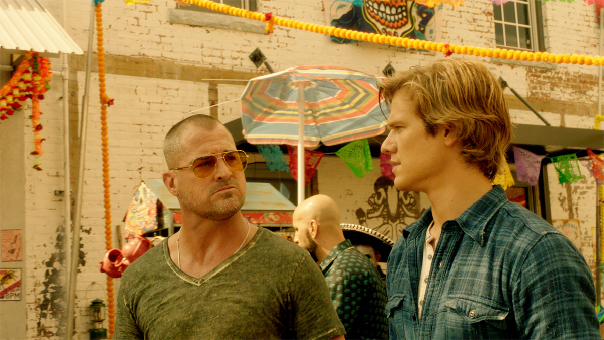 Watch MacGyver Season 3 Episode 5: MacGyver - Dia de Muertos + Sicarios ...