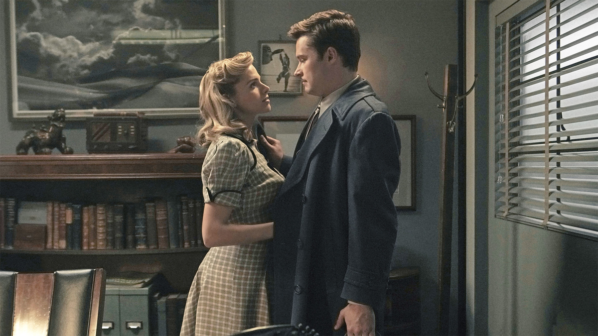 Watch Strange Angel Season 2 Episode 3: Strange Angel - The Lovers ...