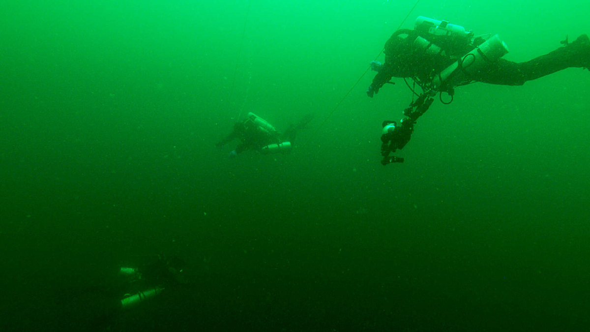 Watch The Hunt for Eagle 56 Season 1 Episode 2: The Mystery Deepens ...