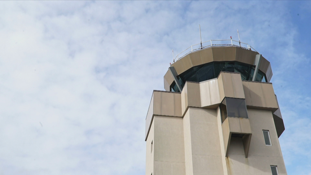 Watch Mighty Planes Season 4 Episode 3: Mighty Planes - Twin Otter ...