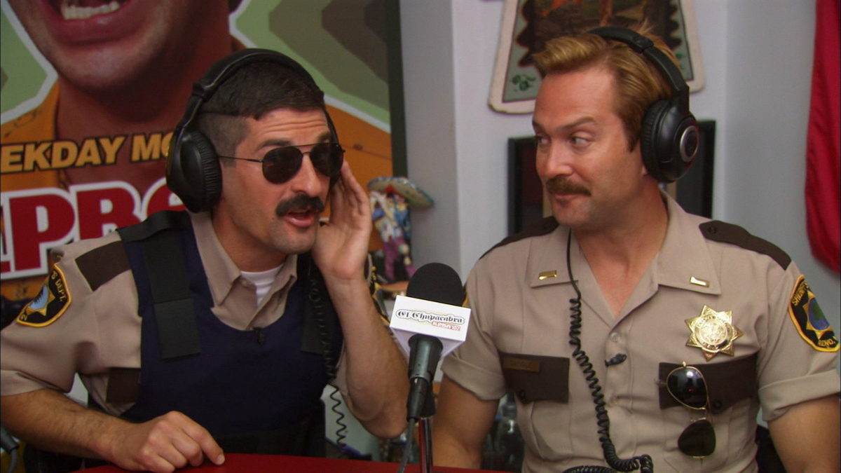 Watch RENO 911! Season 6 Episode 14: RENO 911! - Secret Santa – Full show on Paramount Plus