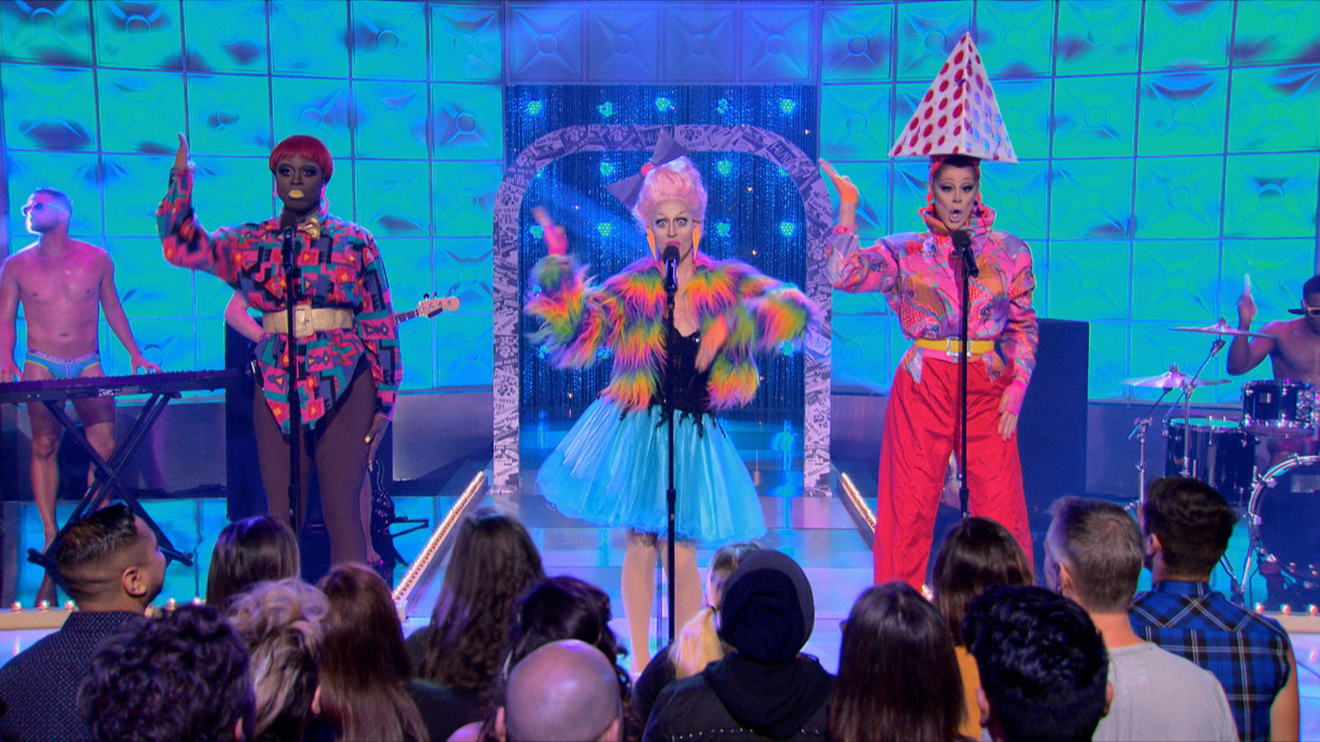 Watch RuPaul's Drag Race Season 8 Episode 4: New Wave Queens - Full ...