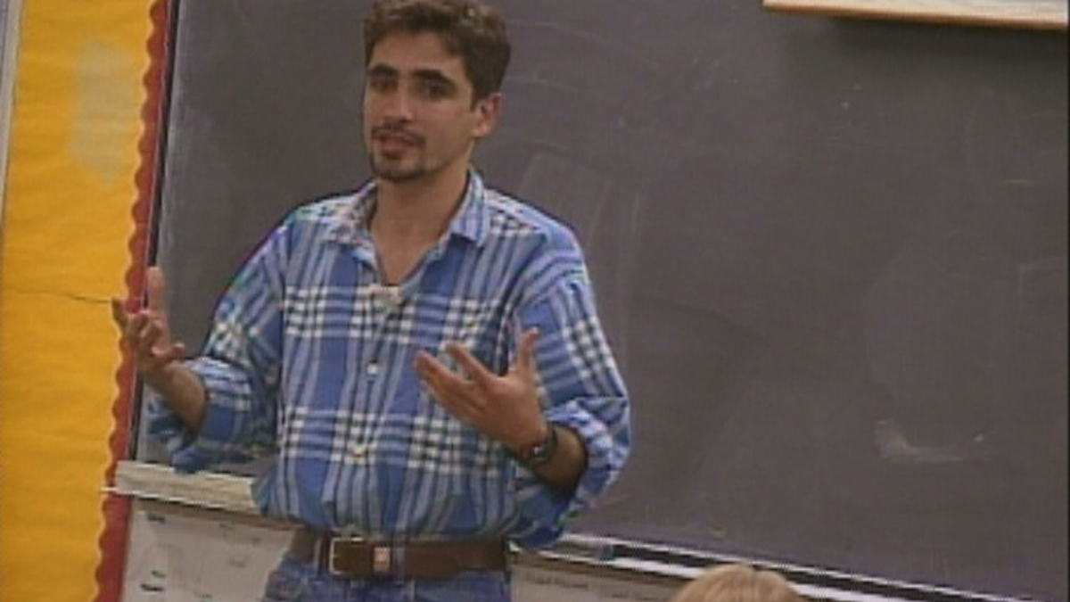 Watch The Real World Season 3 Episode 12: The Real World - "Rebel ...