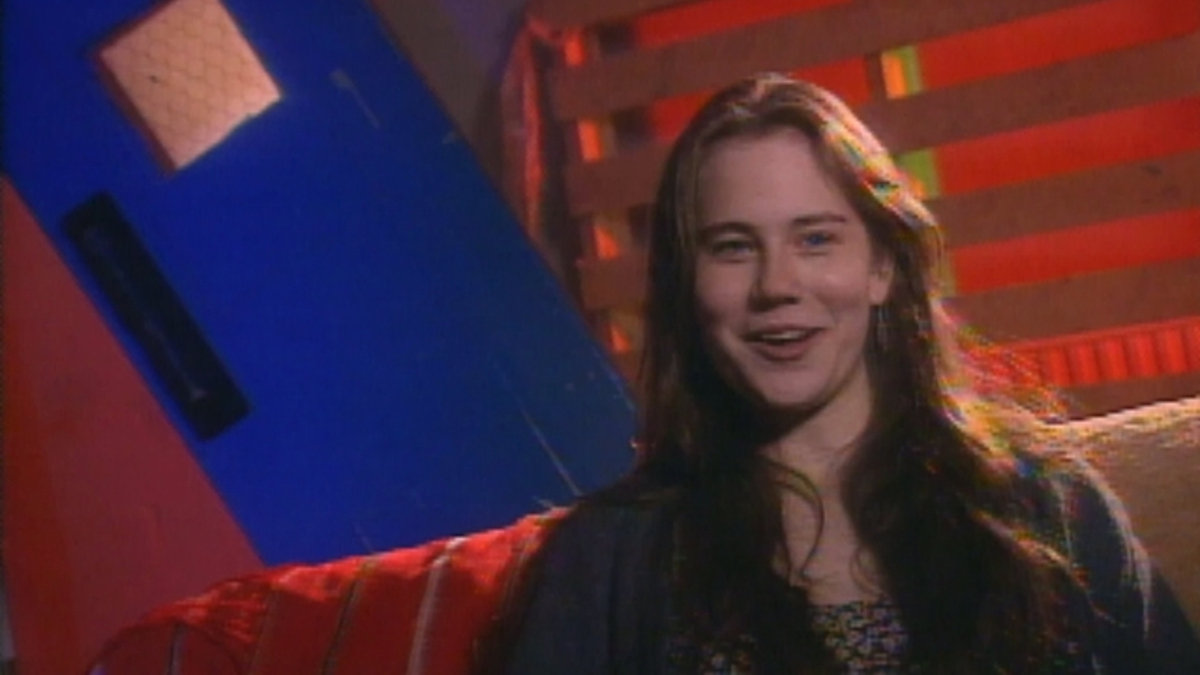 Watch The Real World Season 4 Episode 14: The Real World - "Unexpected ...