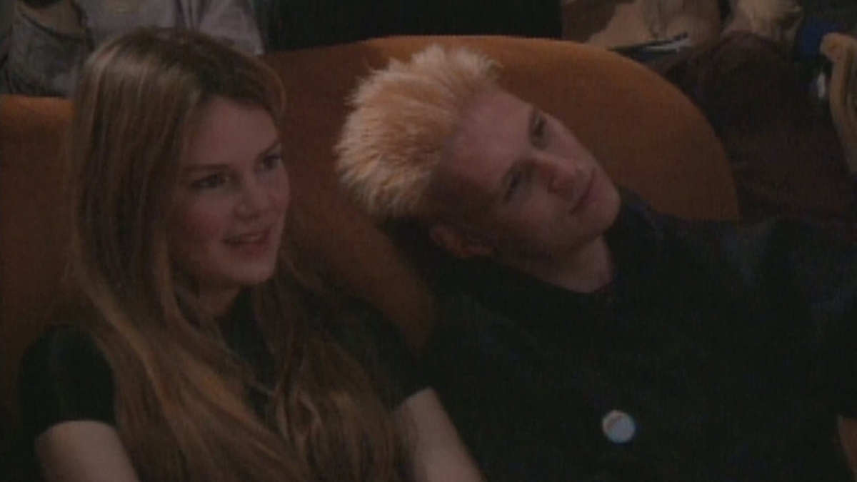 Watch The Real World Season 4 Episode 13: "The Play's The Thing" - Full ...