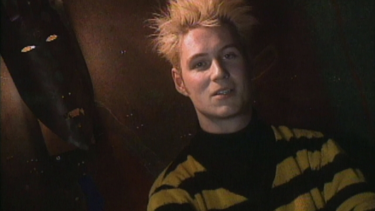 Watch The Real World Season 4 Episode 3: The Real World - "A Loaf of ...