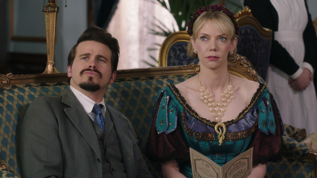 Watch Another Period Season 3 Episode 2: Another Period - Séance – Full ...