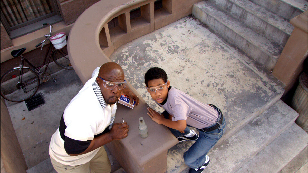 Watch Everybody Hates Chris Season 1 Episode 22: Everybody Hates Father ...