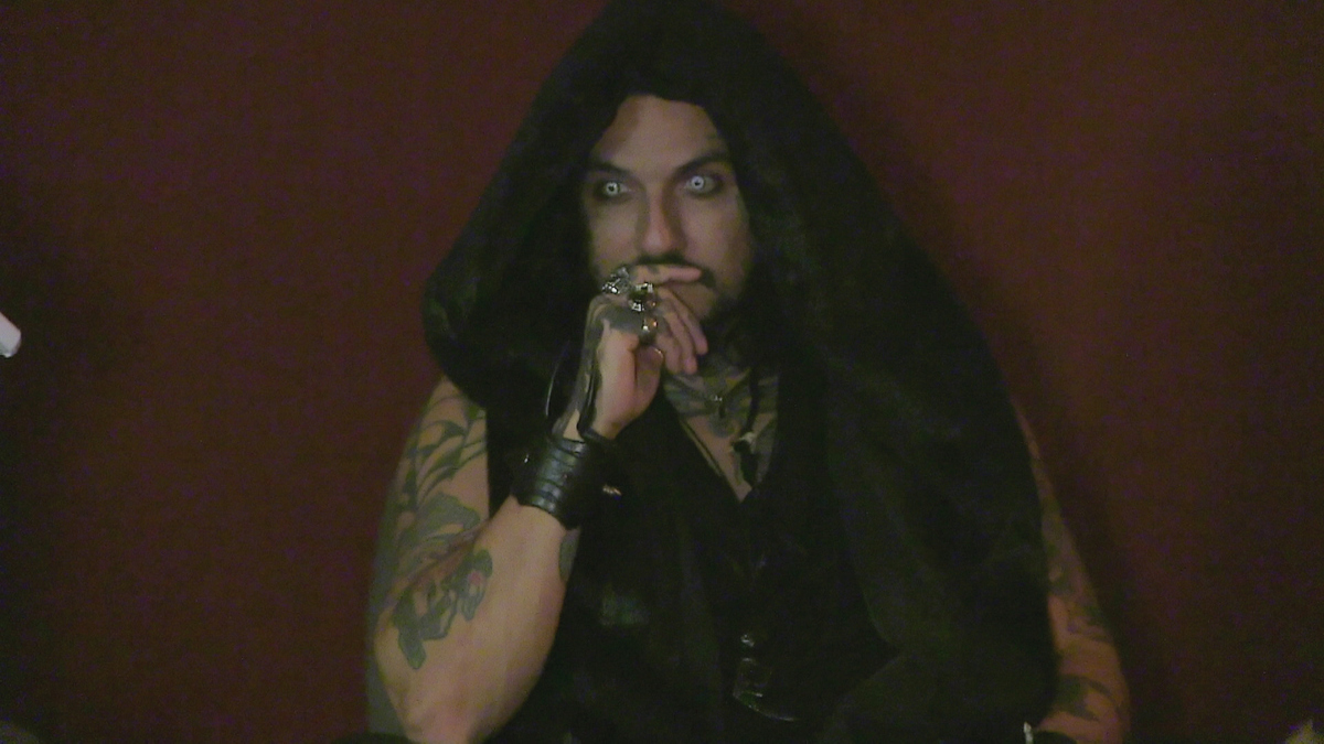 Watch True Life Season 2016 Episode 9: True Life - I'm a Witch – Full ...