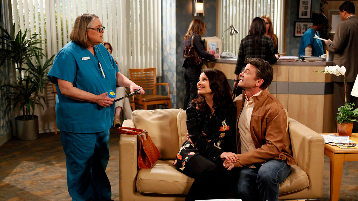 Watch Happily Divorced Season 2 Episode 5: Happily Divorced - Swimmers and Losers – Full show on ...