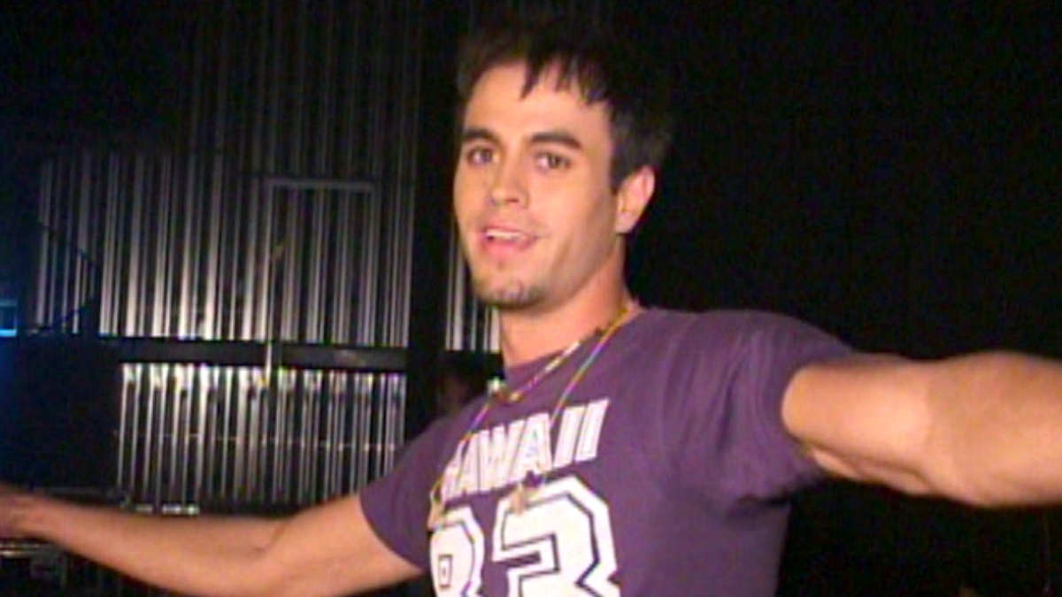 Watch Diary Season 1 Episode 7: Enrique Iglesias - Full show on ...