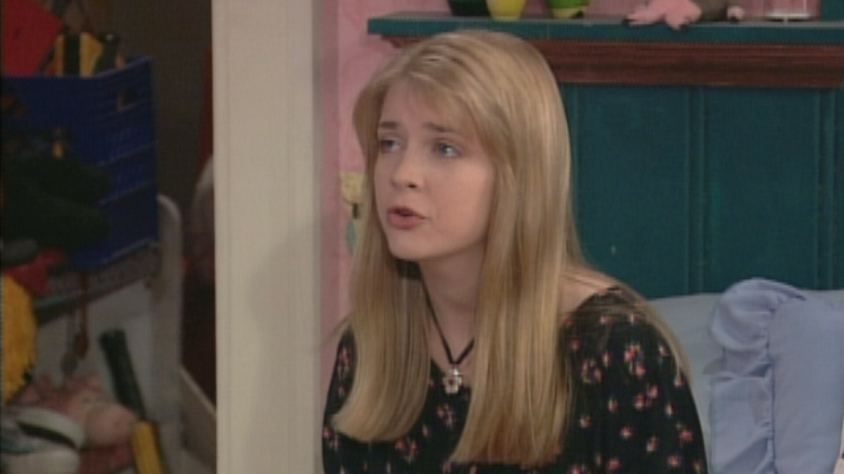 Watch Clarissa Explains It All Season 5 Episode 12: Clarissa Explains ...