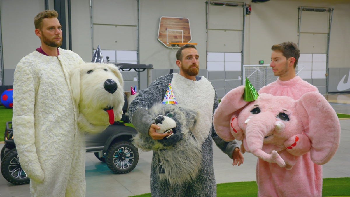 Watch The Dude Perfect Show Season 3 Episode 8: State Fair & Fan Mail ...