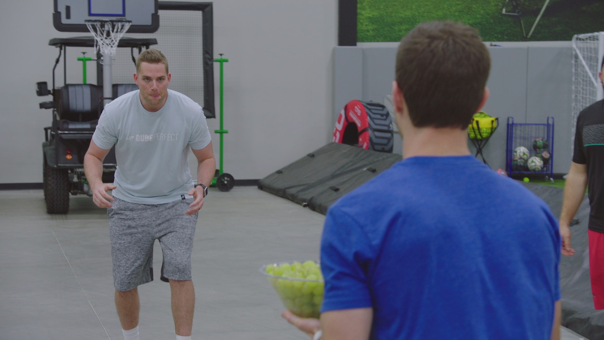 Watch The Dude Perfect Show Season 2 Episode 7: The Dude Perfect Show ...
