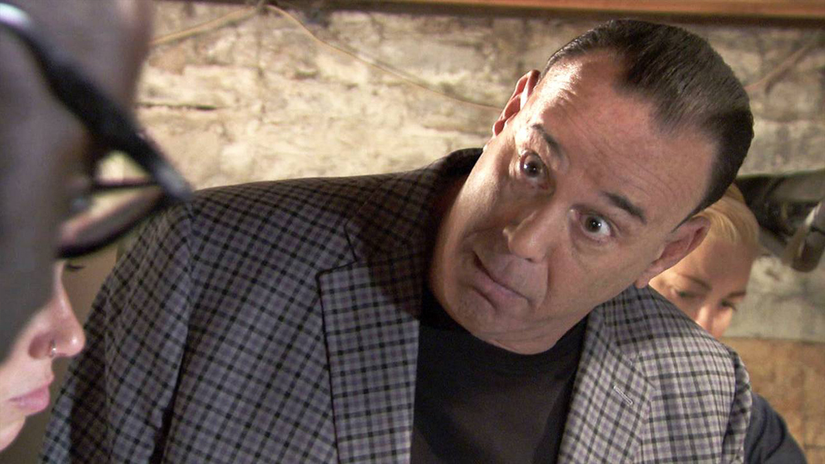 Watch Bar Rescue Season 4 Episode 40: Bar Rescue - Dragon Lady – Full ...
