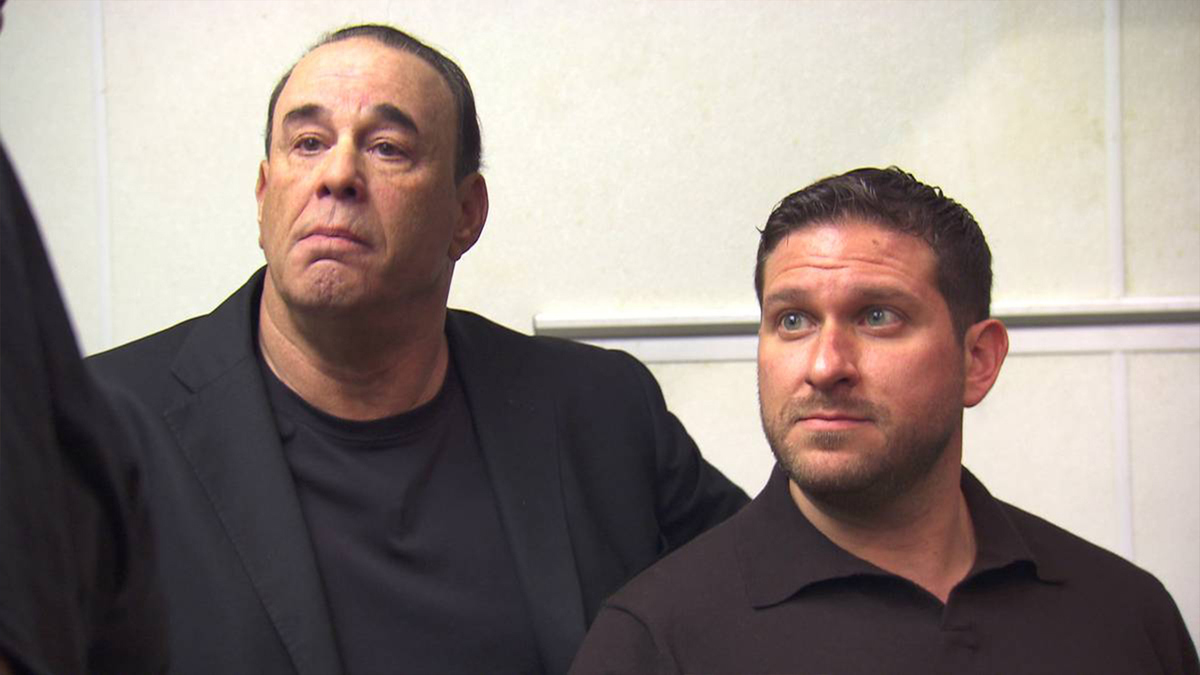 Watch Bar Rescue Season 6 Episode 24: Bar Rescue - Twerking 9 to 5 ...