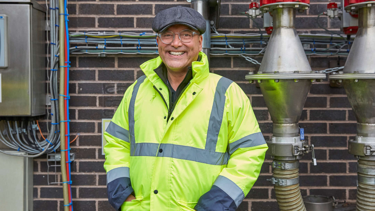 Watch Inside the Food Factory Season 1 Episode 2: Inside the Food ...