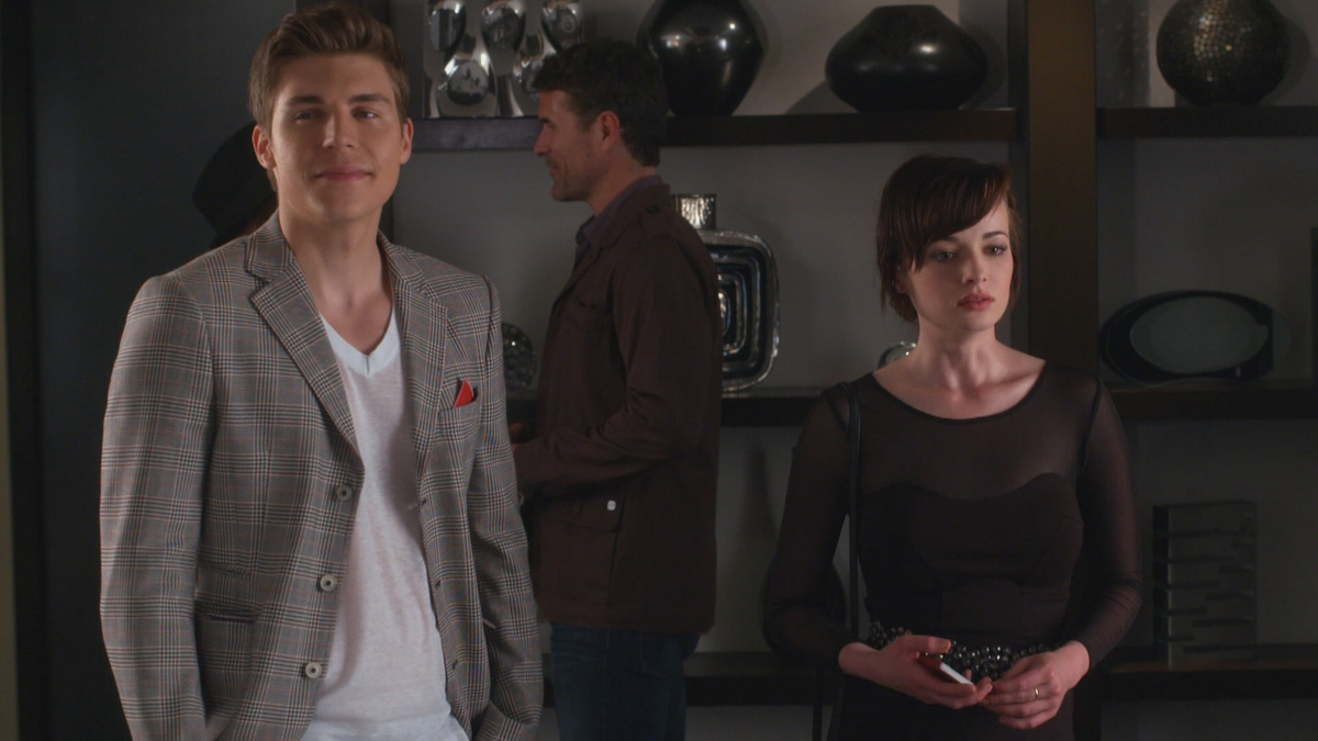 Watch Awkward. Season 3 Episode 10: Awkward. - Redefining Jenna – Full ...