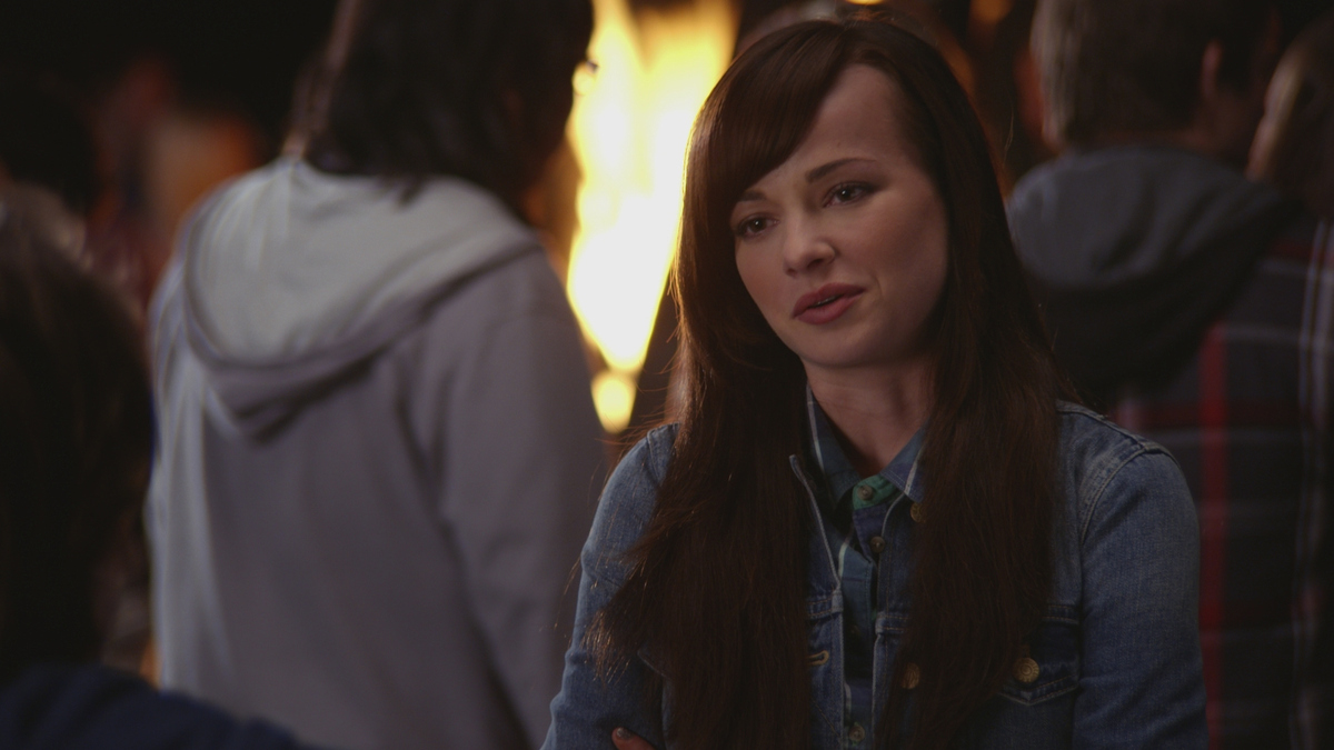 Watch Awkward. Season 4 Episode 15: Awkward. - Bonfire of the Vanities ...