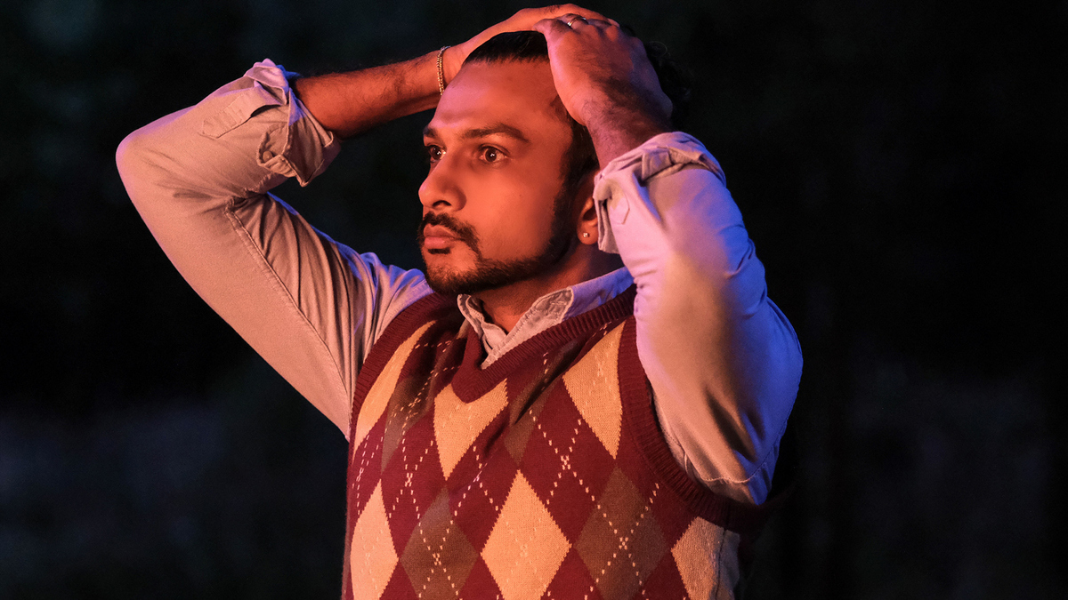 Watch Ghosts Season 1 Episode 5: Ghosts - Halloween – Full show on ...