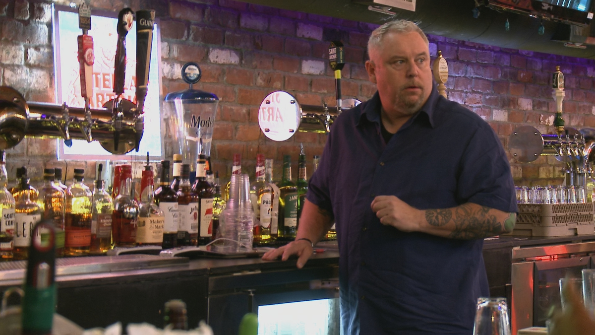 Watch Bar Rescue Season 7 Episode 1: Bar Rescue - SacTown Going Down ...