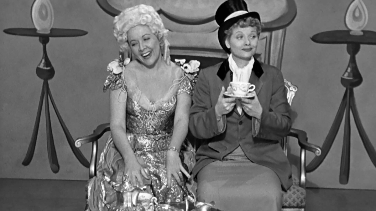 Watch I Love Lucy Season 1 Episode 17: I Love Lucy - Lucy Writes A Play ...
