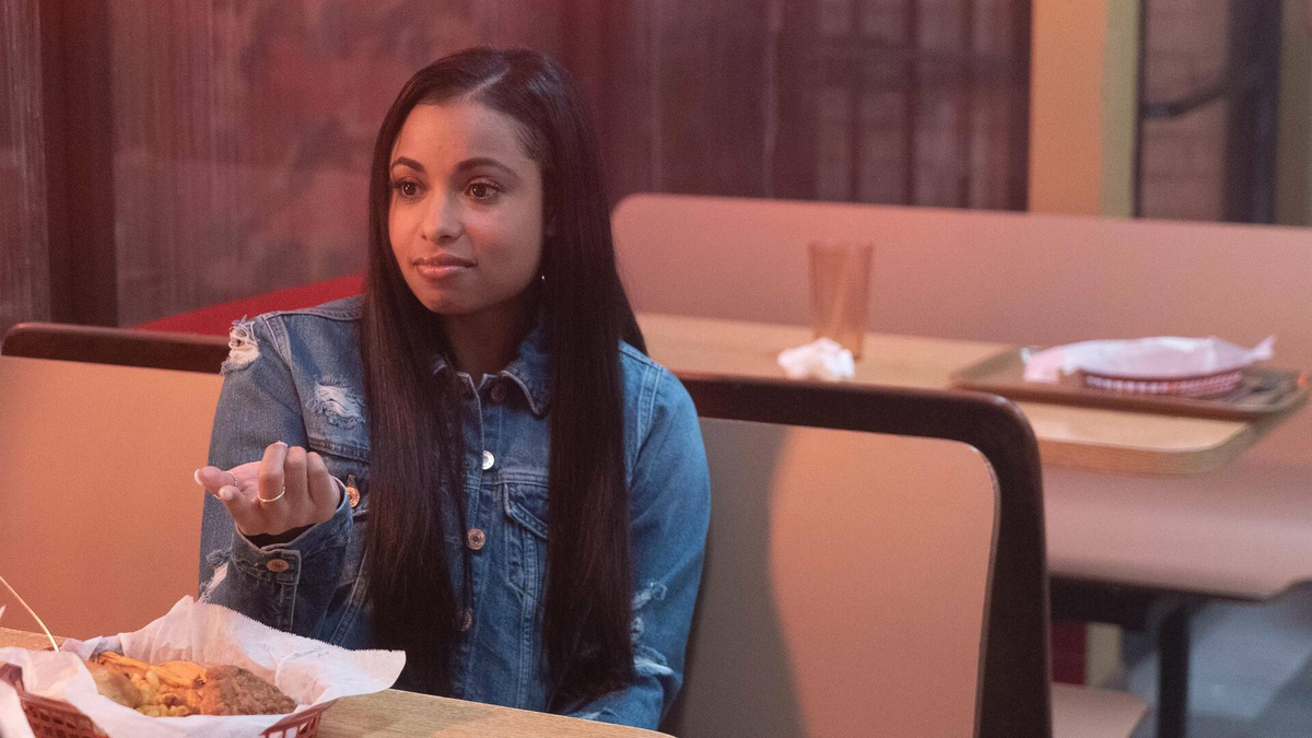 Watch The Chi Season 4 Episode 4: The Chi - The Girl From Chicago ...
