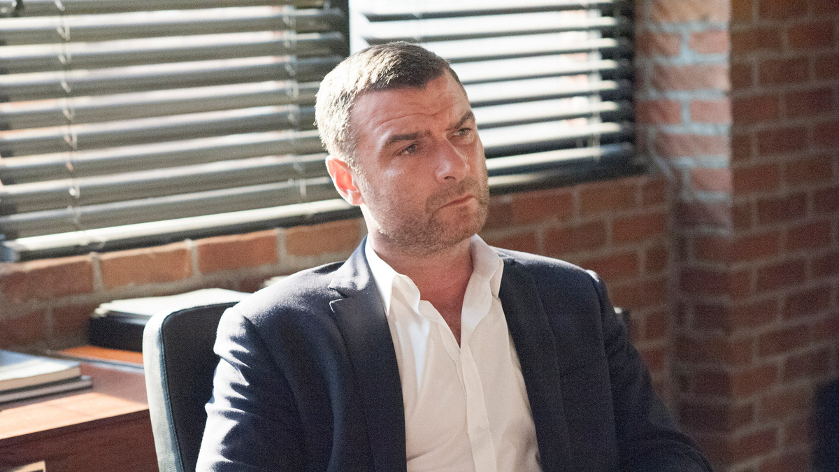 Watch Ray Donovan Season 2 Episode 8: Sunny - Full show on Paramount Plus