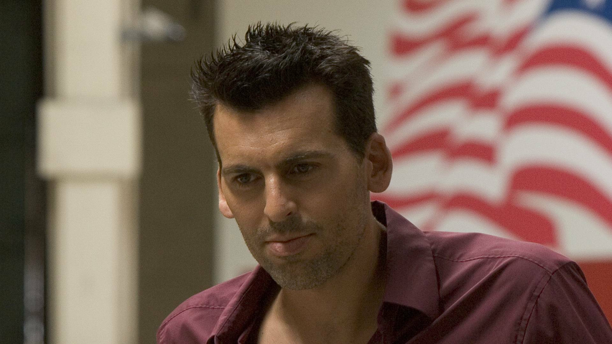 Watch Sleeper Cell Season 1 Episode 8: Sleeper Cell - Intramural – Full ...