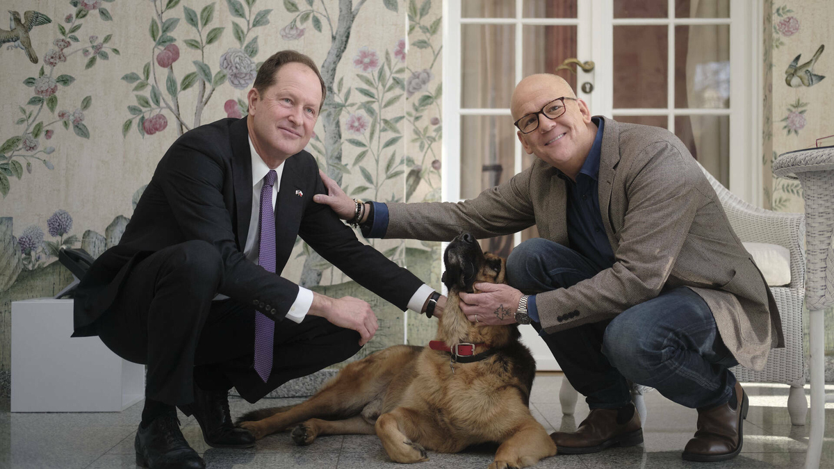 Watch The Circus Season 7 Episode 1: On the Brink - Full show on ...