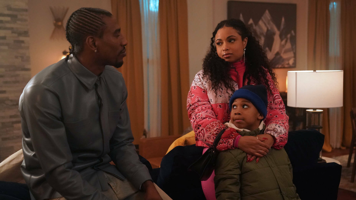 Watch The Chi Season 5 Episode 1: The Chi - Overnight Celebrity – Full ...
