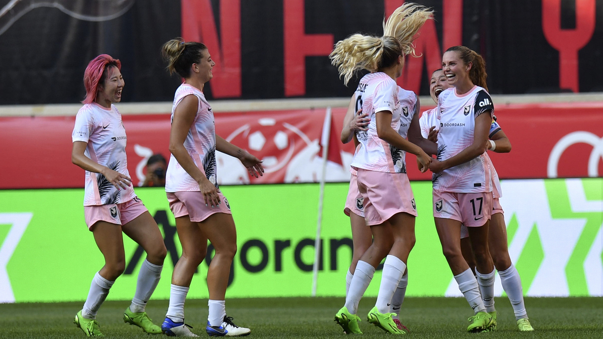 Watch National Women's Soccer League Season 2022 Episode 0: Best ...