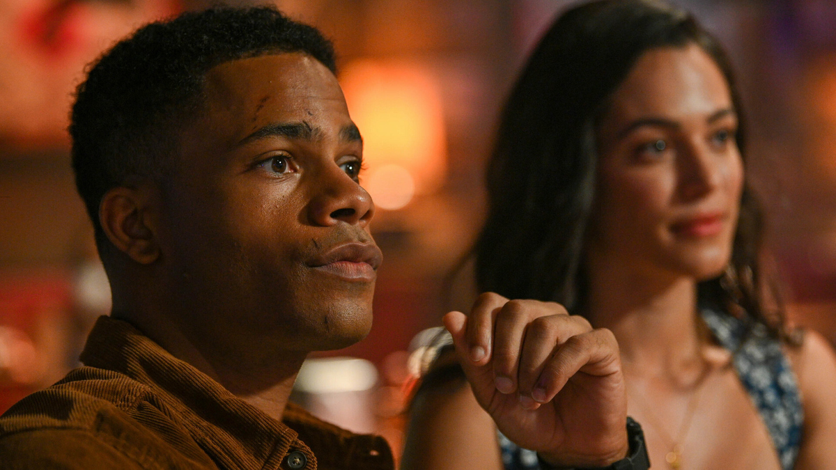 Watch Fire Country Season 1 Episode 2: The Fresh Prince of Edgewater ...