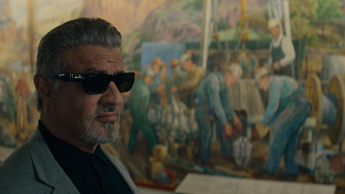 Watch Tulsa King Season 1 Episode 1: Tulsa King - Go West, Old Man ...