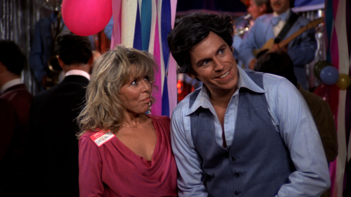 Watch Taxi Season 1 Episode 7: High School Reunion - Full show on ...