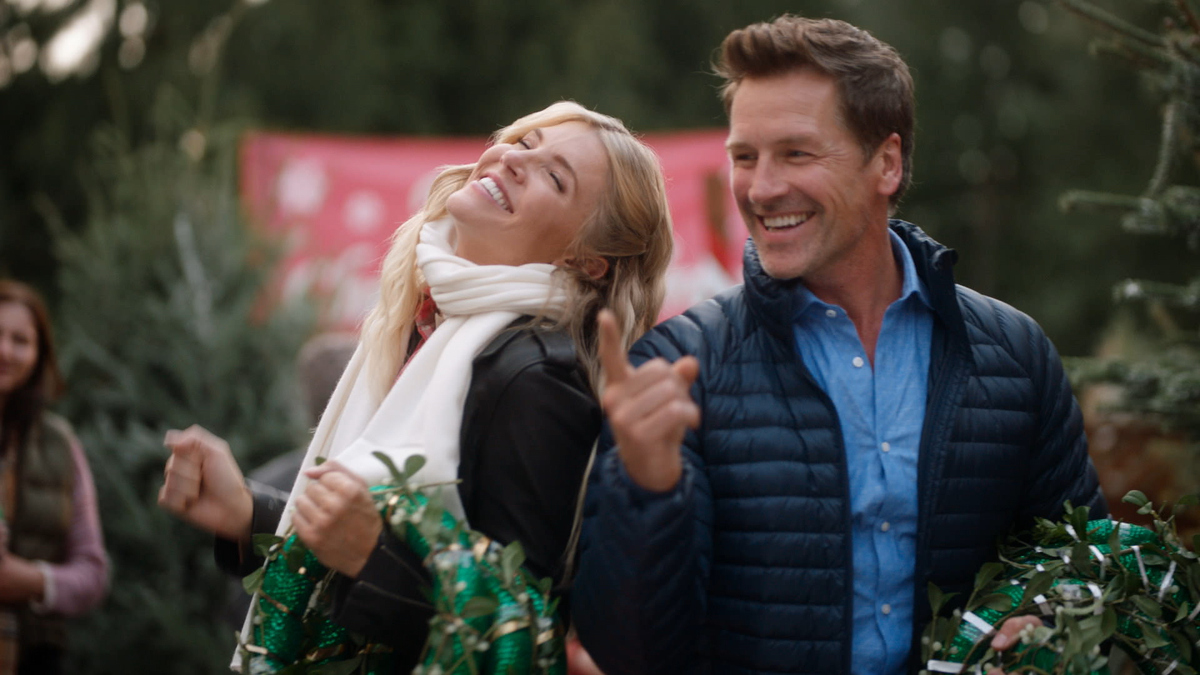 Watch Fit for Christmas Season 2022 Episode : Fit for Christmas ...