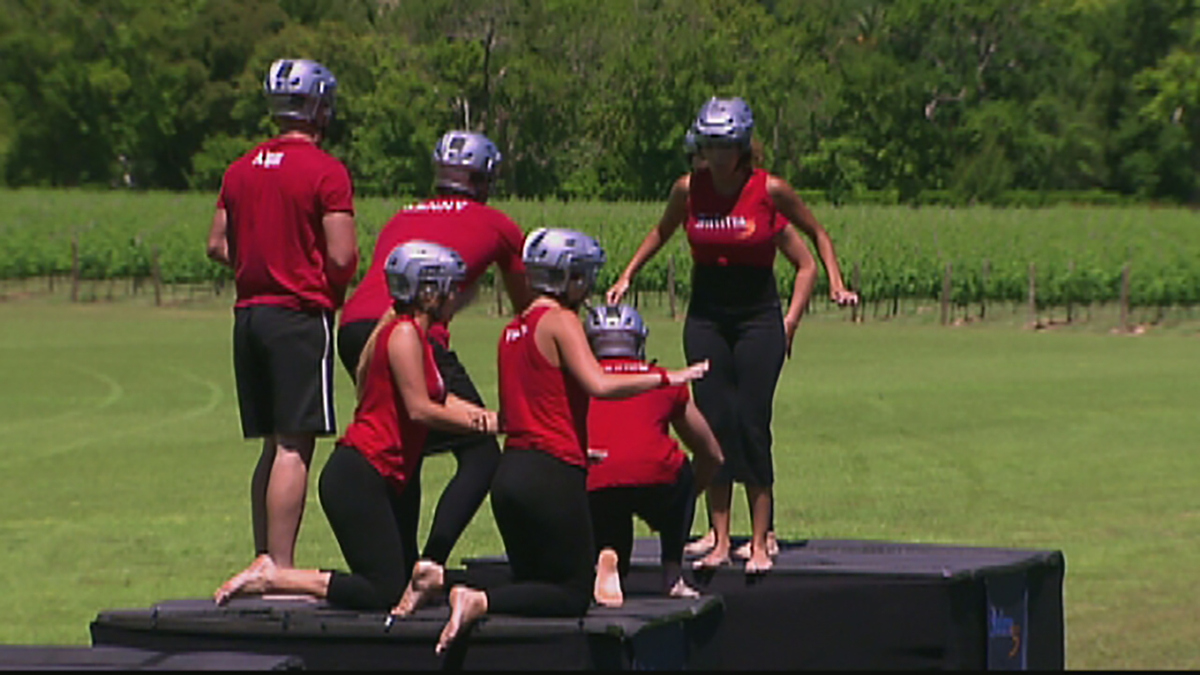Watch The Challenge Season 14 Episode 9: Bouncing Back - Full show on ...