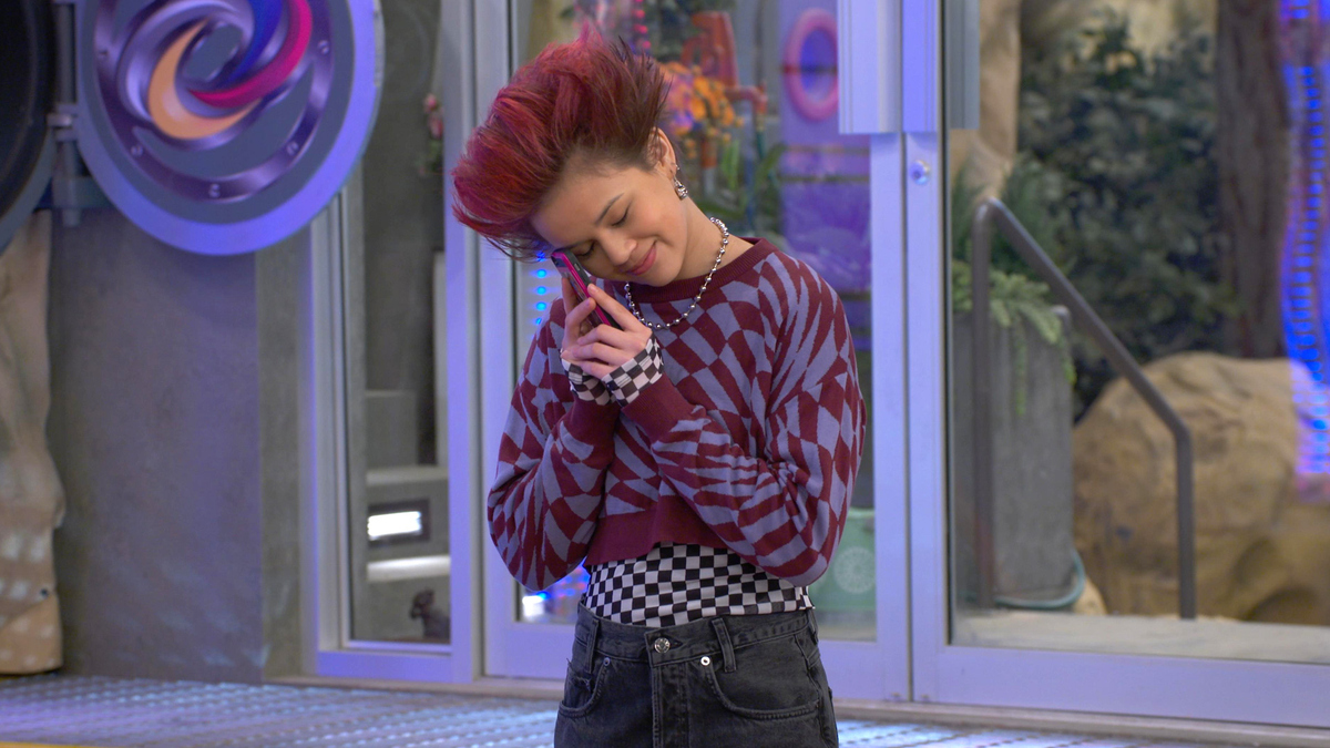 Watch Danger Force Season 2 Episode 20: Danger Force - Chapa's Phone ...