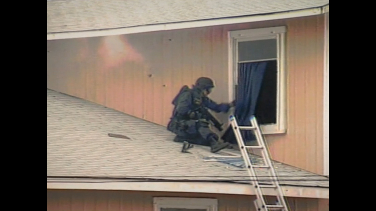 Watch FBI TRUE Season 1 Episode 6: Waco Part 2 - Full show on Paramount ...