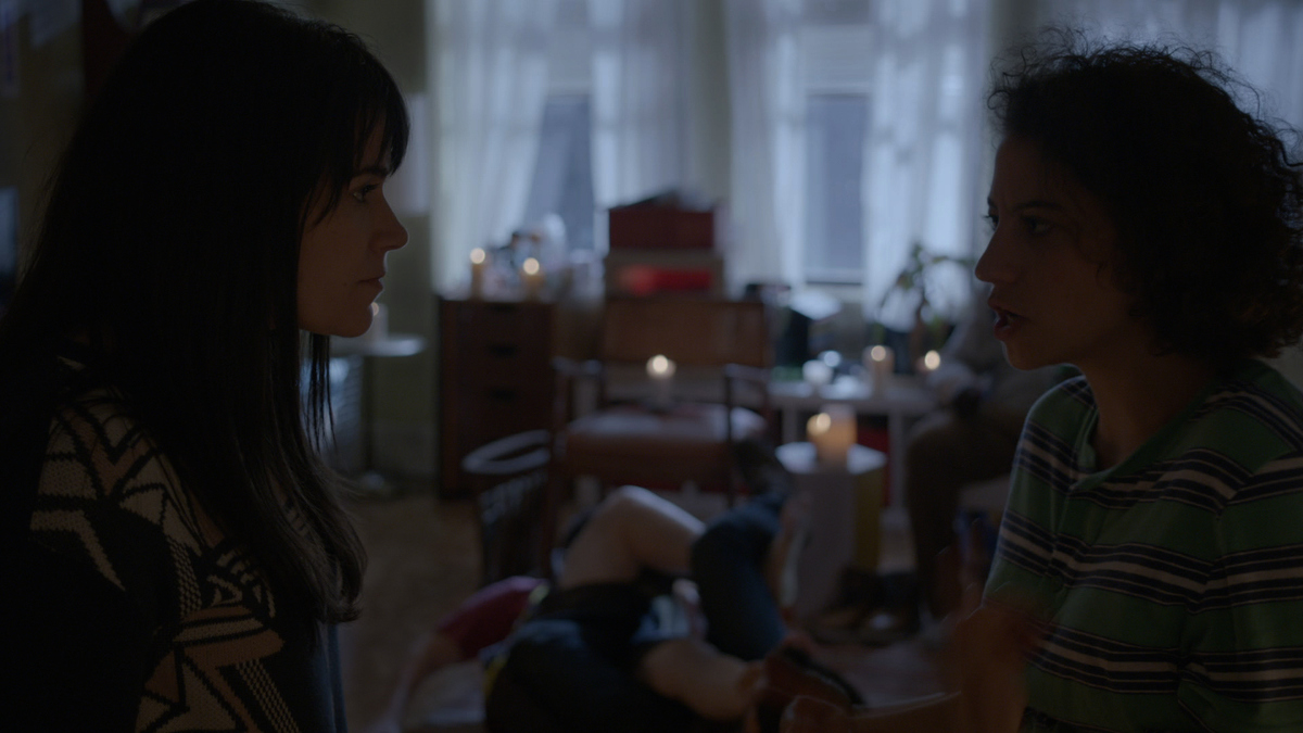 Watch Broad City Season 1 Episode 7: Broad City - Hurricane Wanda ...