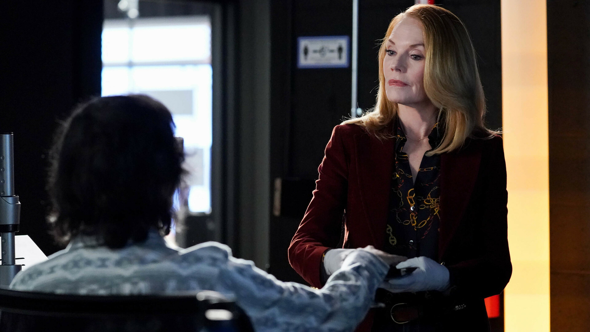 Watch CSI: Vegas Season 2 Episode 20: Shell Game - Full show on CBS