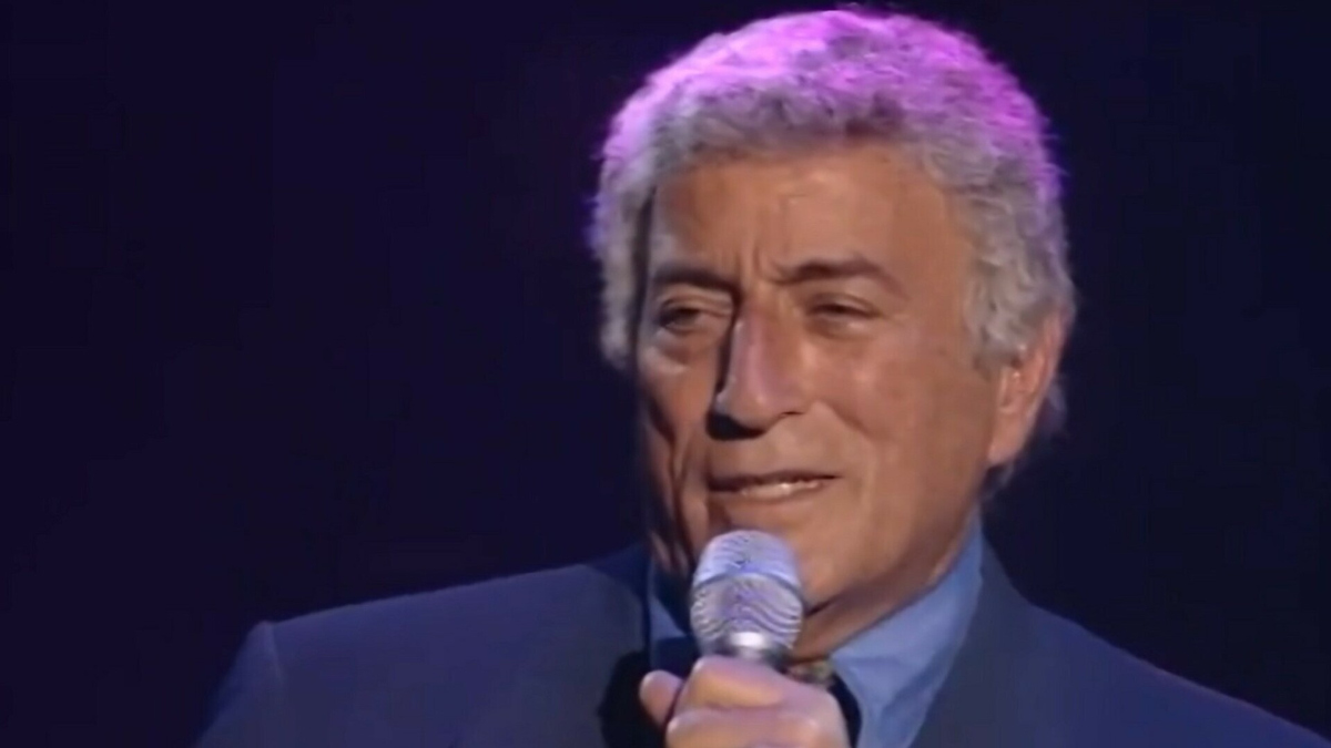 Watch MTV Unplugged Season 5 Episode 2: Tony Bennett Unplugged - Full ...